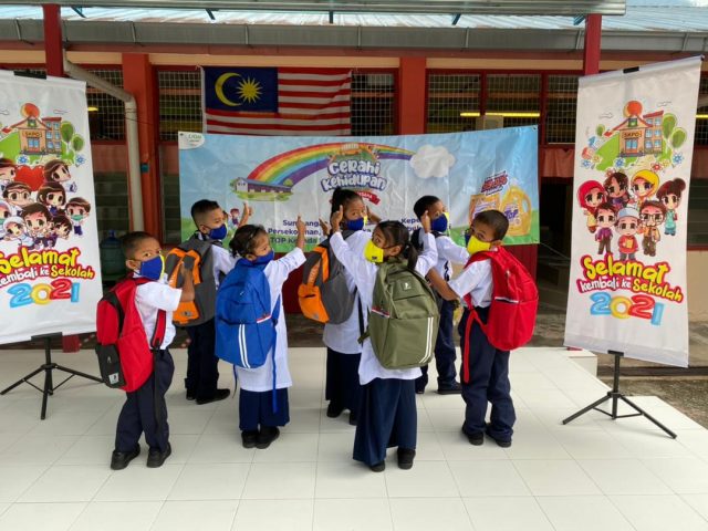 'Cerahi Kehidupan Bersama TOP’ Back-to-School Campaign Returns to ...