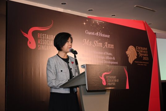 The Excellent Service Award (EXSA) 2023 crowns two Superstars of ...