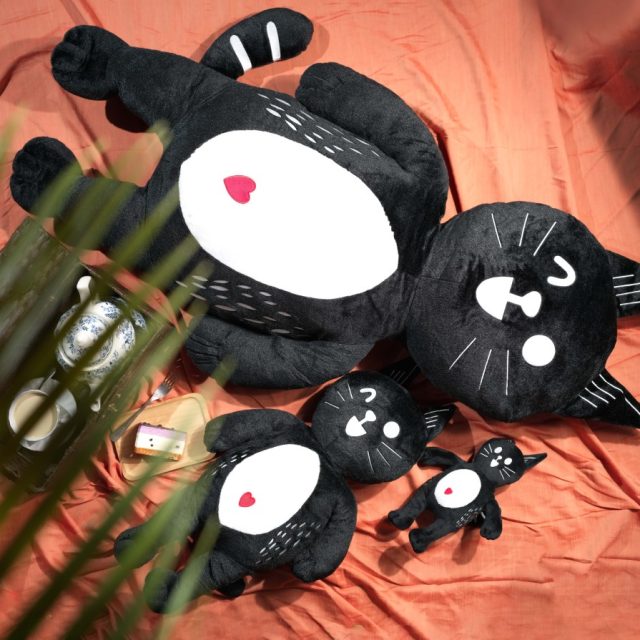 Cat & the Fiddle Celebrates 10th Anniversary with Mega-Delicious 10.10 ...