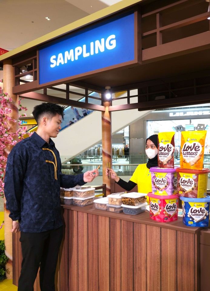 Julie’s Returns With Its Much‑Awaited Chinese New Year Roadshow! - Mini ...